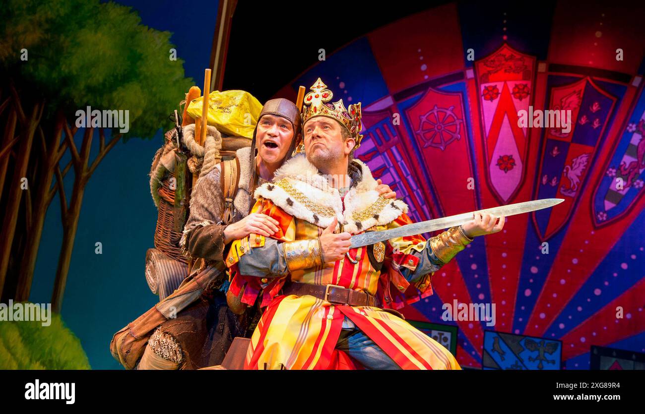 Patsy impersonator hi-res stock photography and images - Alamy