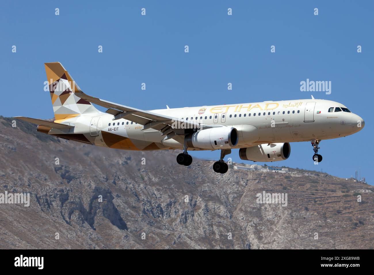 Santorini, Greece. 25th June, 2024. An Etihad Airways Airbus 320 ...