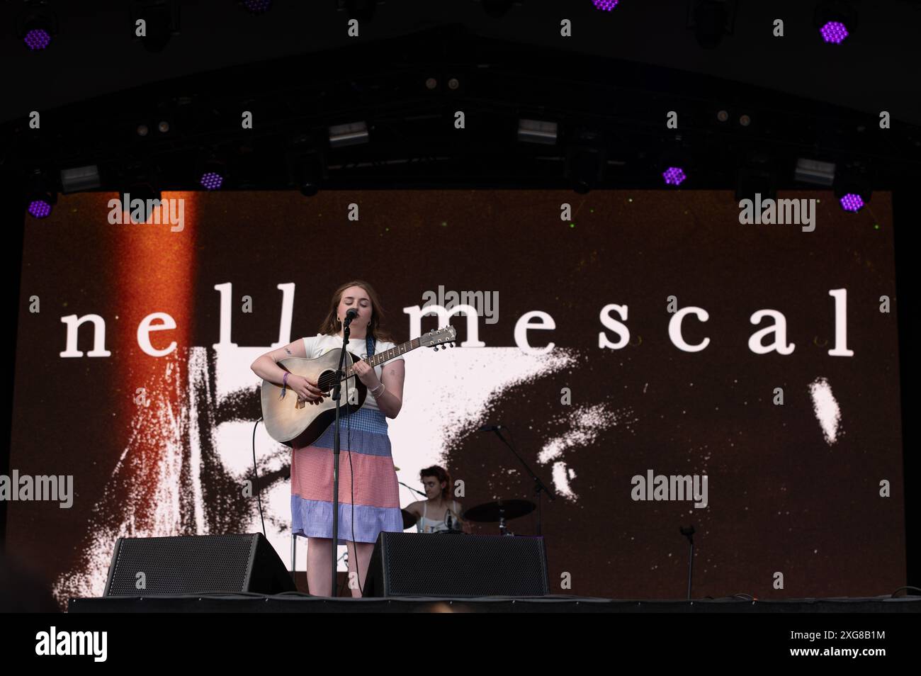 Nell mescal live photos hi-res stock photography and images - Alamy