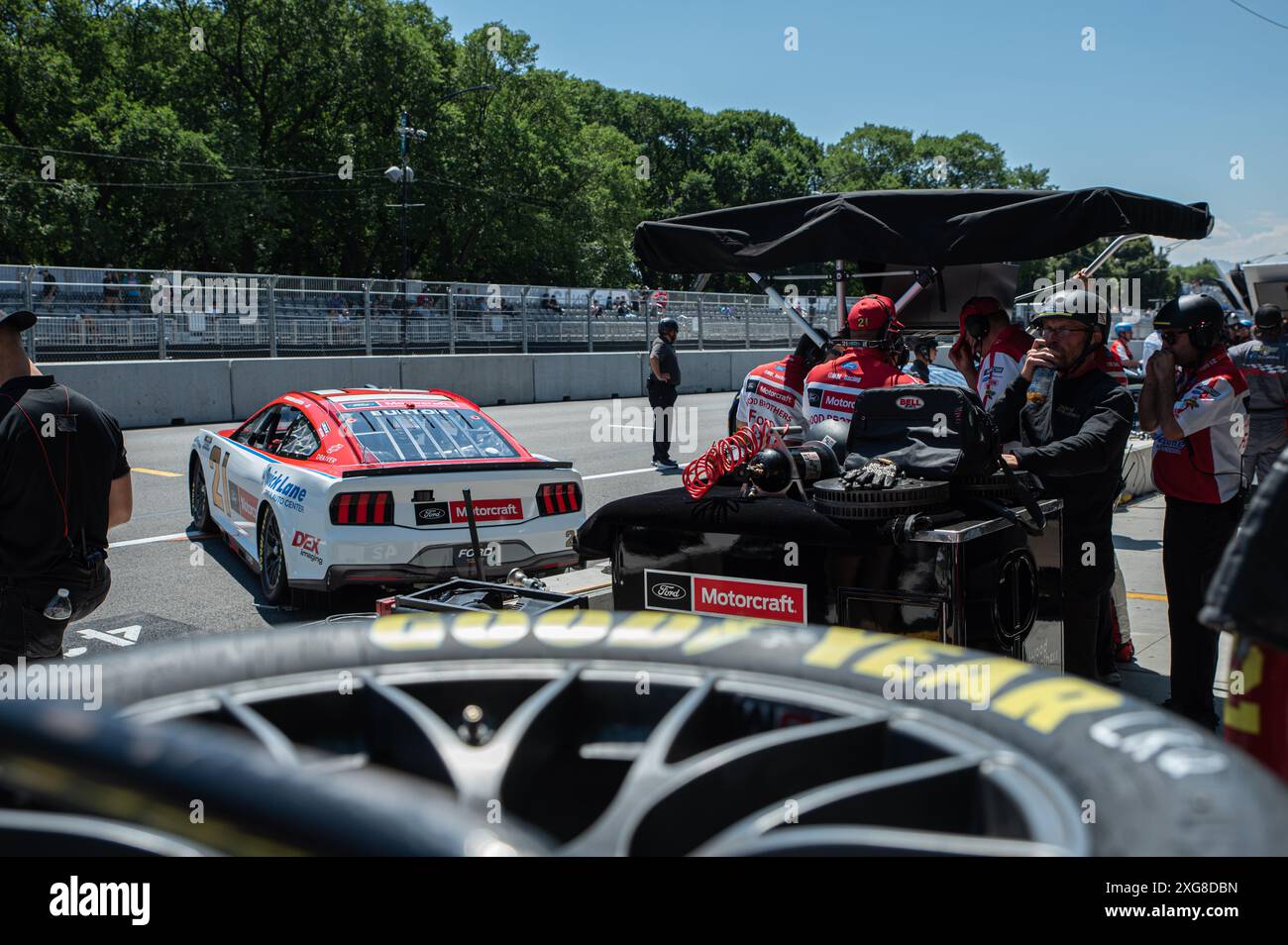 NASCAR Chicago Street race, Grant Park 165, first day of street racing ...