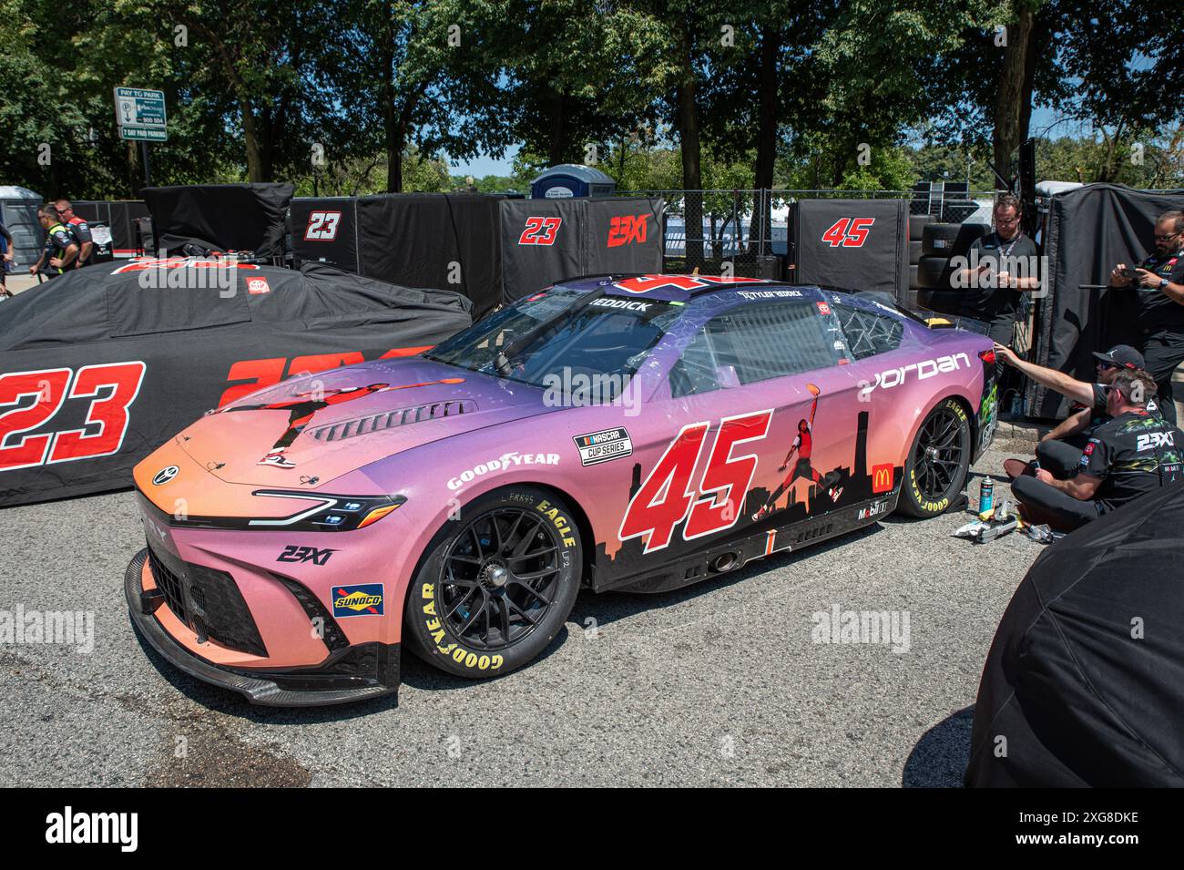 NASCAR Chicago Street race, Grant Park 165, first day of street racing ...