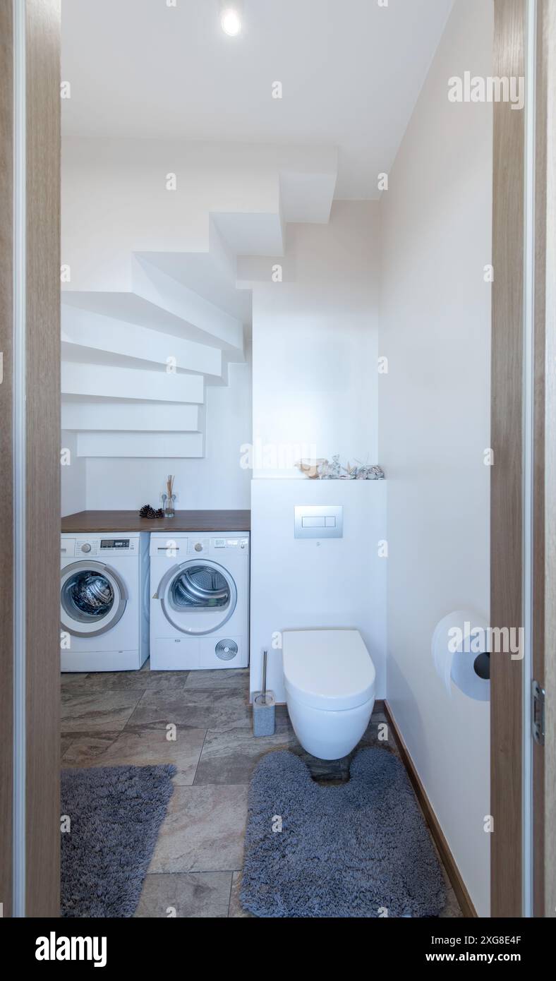 Bright Elegant Modern Minimalist Bathroom Interior Design With Lavatory ...