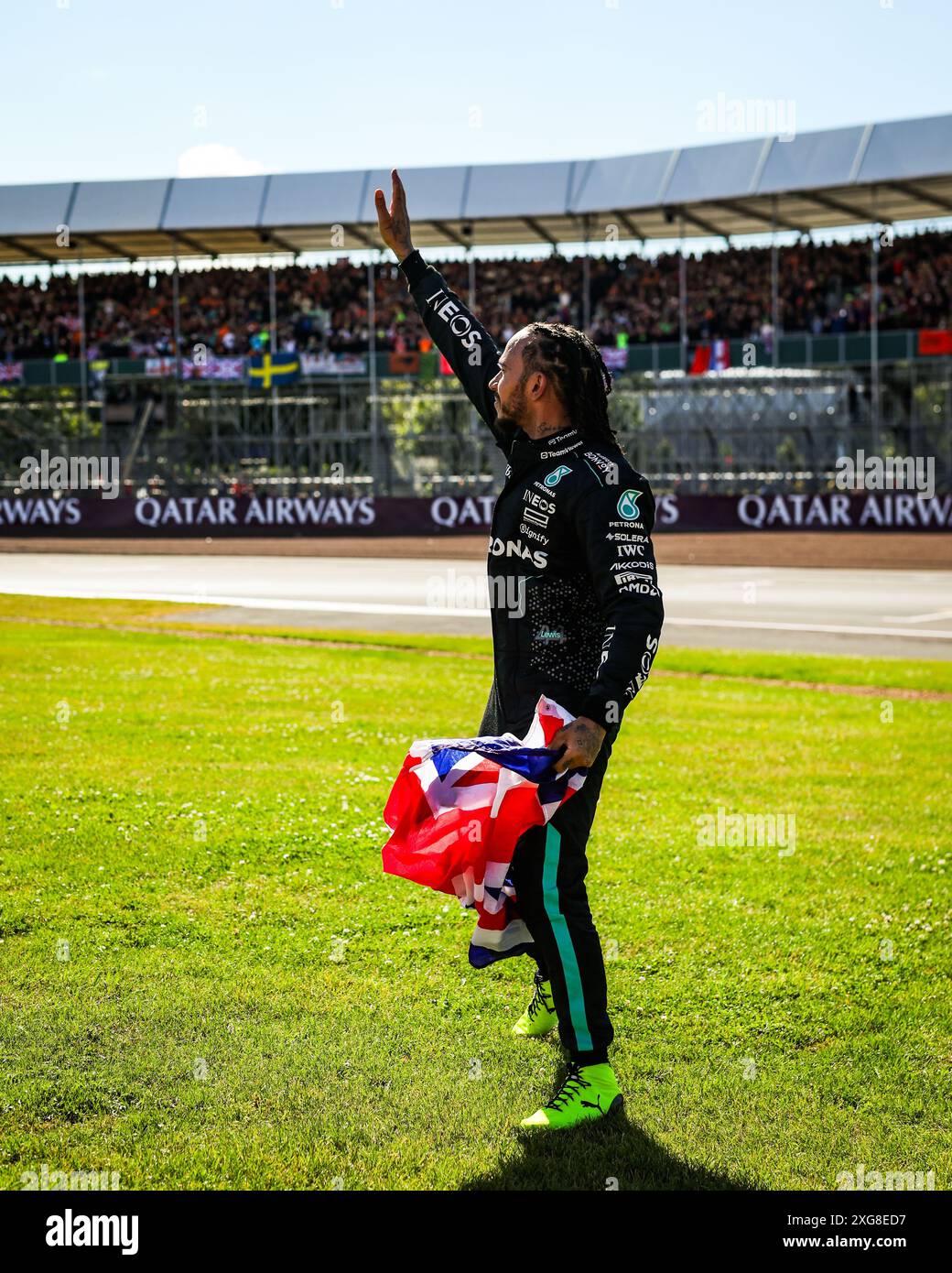 HAMILTON Lewis (gbr), Mercedes AMG F1 Team W15, celebrating victory ...