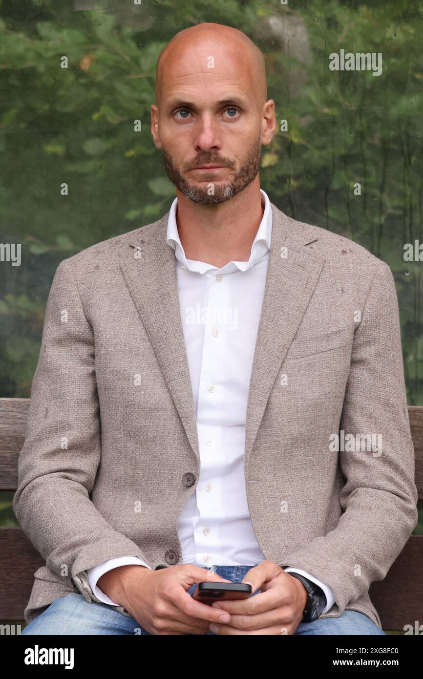 APELDOORN, NETHERLANDS - JULY 7: Head coach Paul Simonis of Go Ahead ...