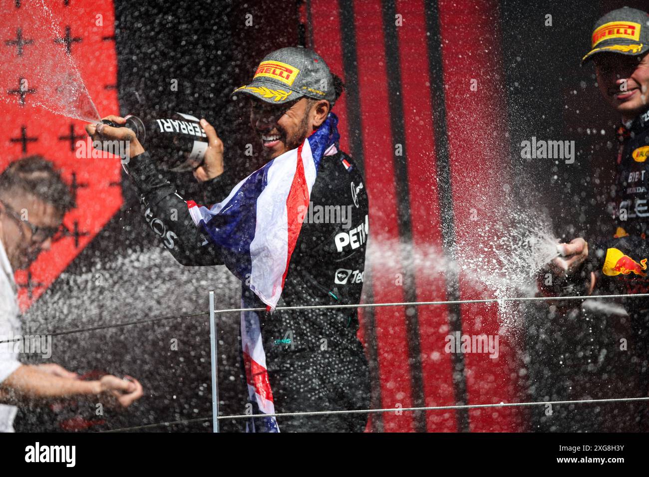 HAMILTON Lewis (gbr), Mercedes AMG F1 Team W15, portrait celebration ...