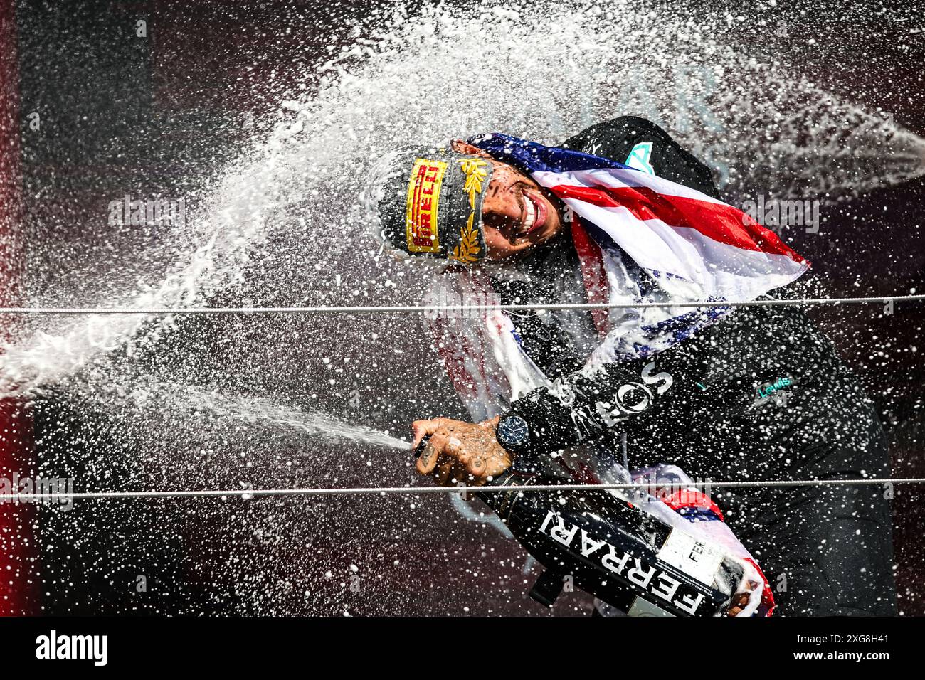HAMILTON Lewis (gbr), Mercedes AMG F1 Team W15, portrait celebration ...