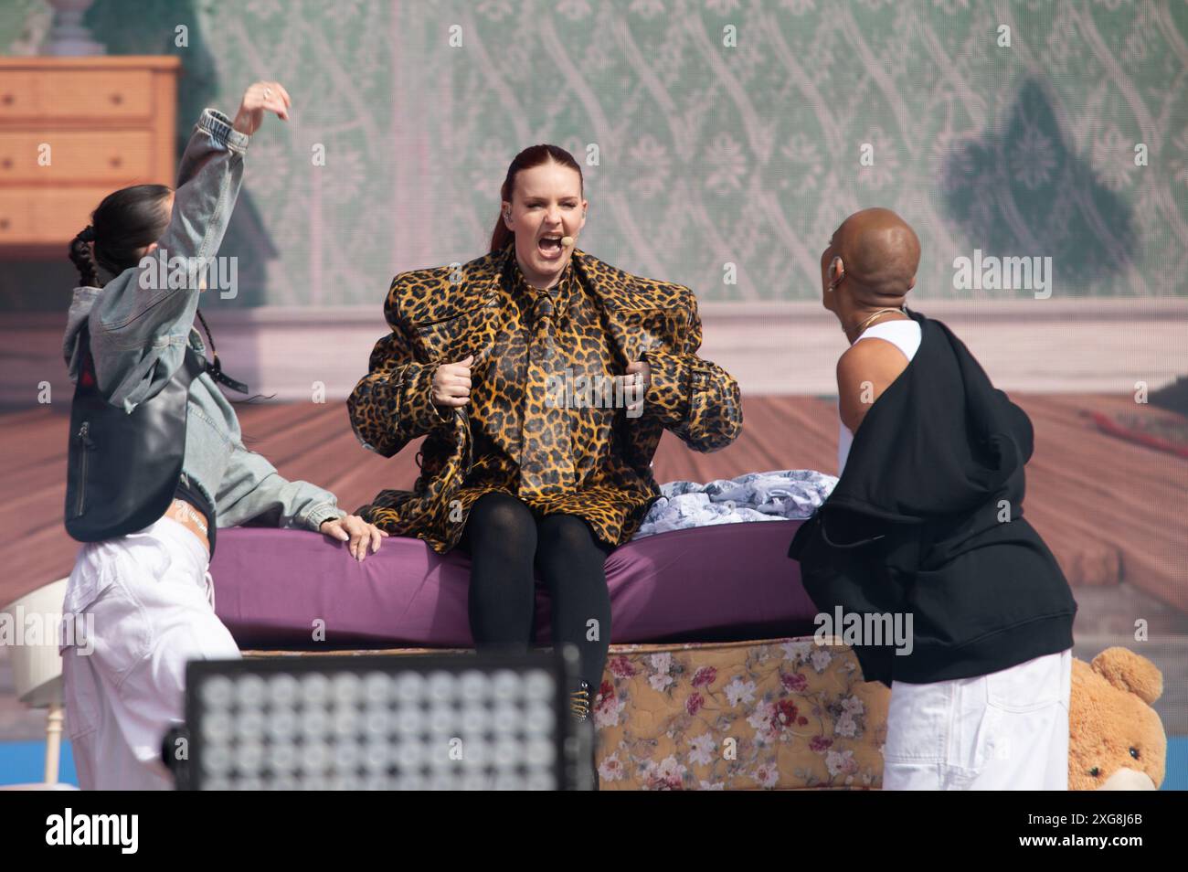 London, United KIngdom. 7th July 2024. Anne Marie entertains the crowd ...