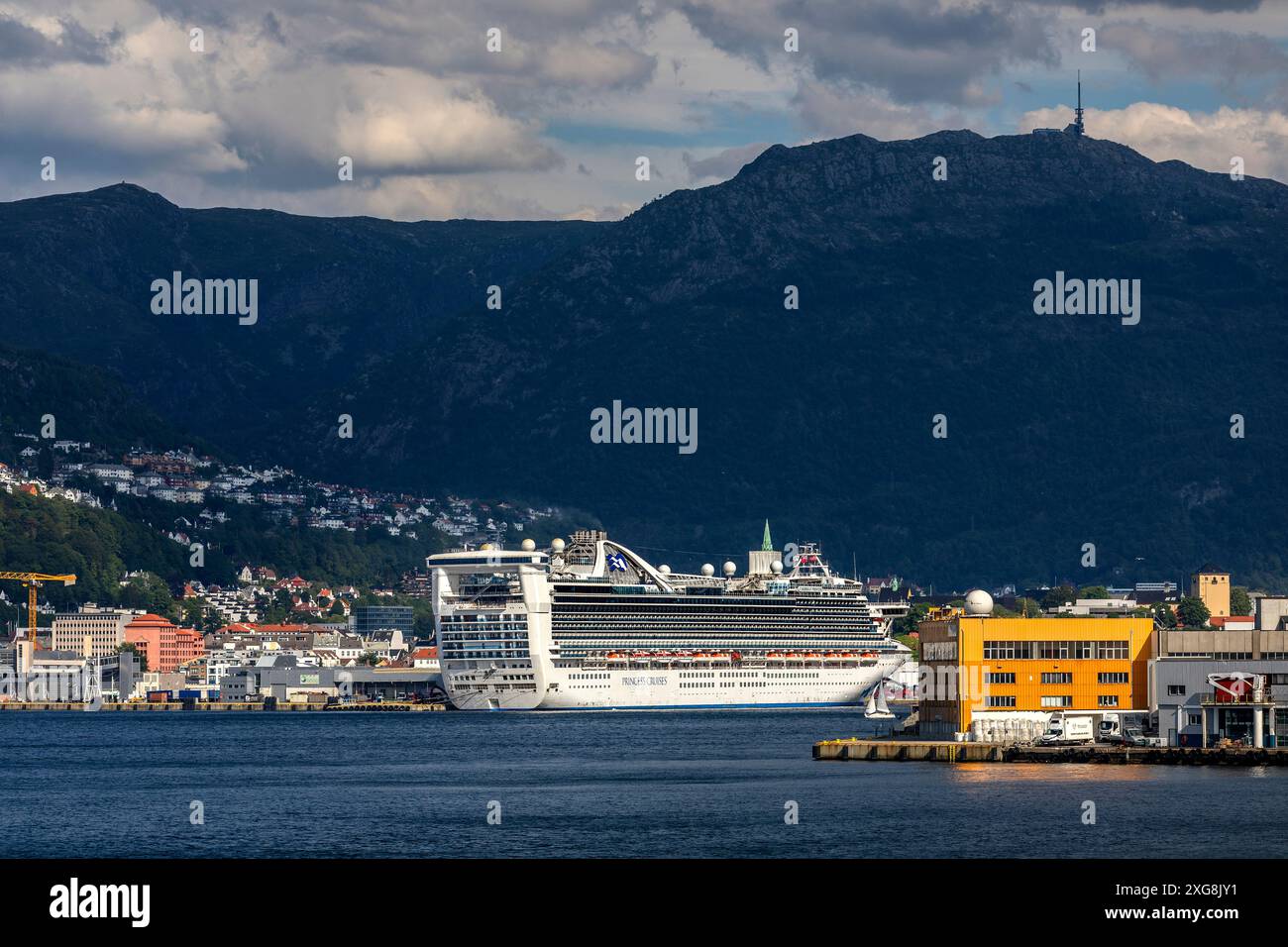 Cruise ship Caribbean Princess at Jekteviken terminal in port of Bergen ...