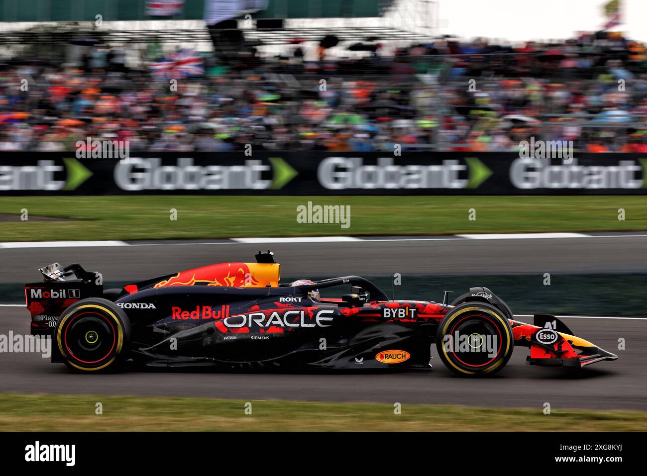 Red bull max verstappen rb20 uk hi-res stock photography and images - Alamy