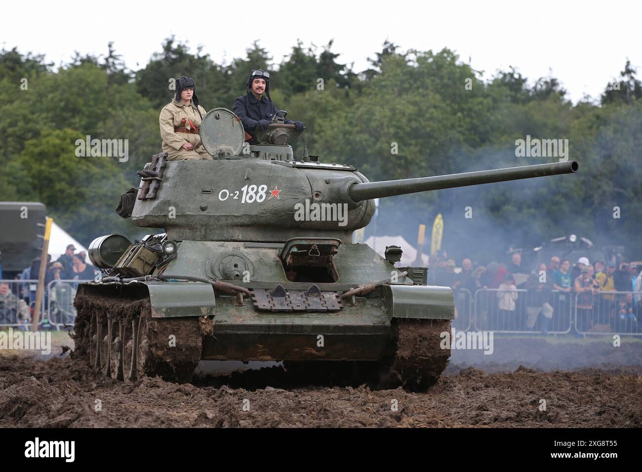 T34 85 turret hi-res stock photography and images - Alamy