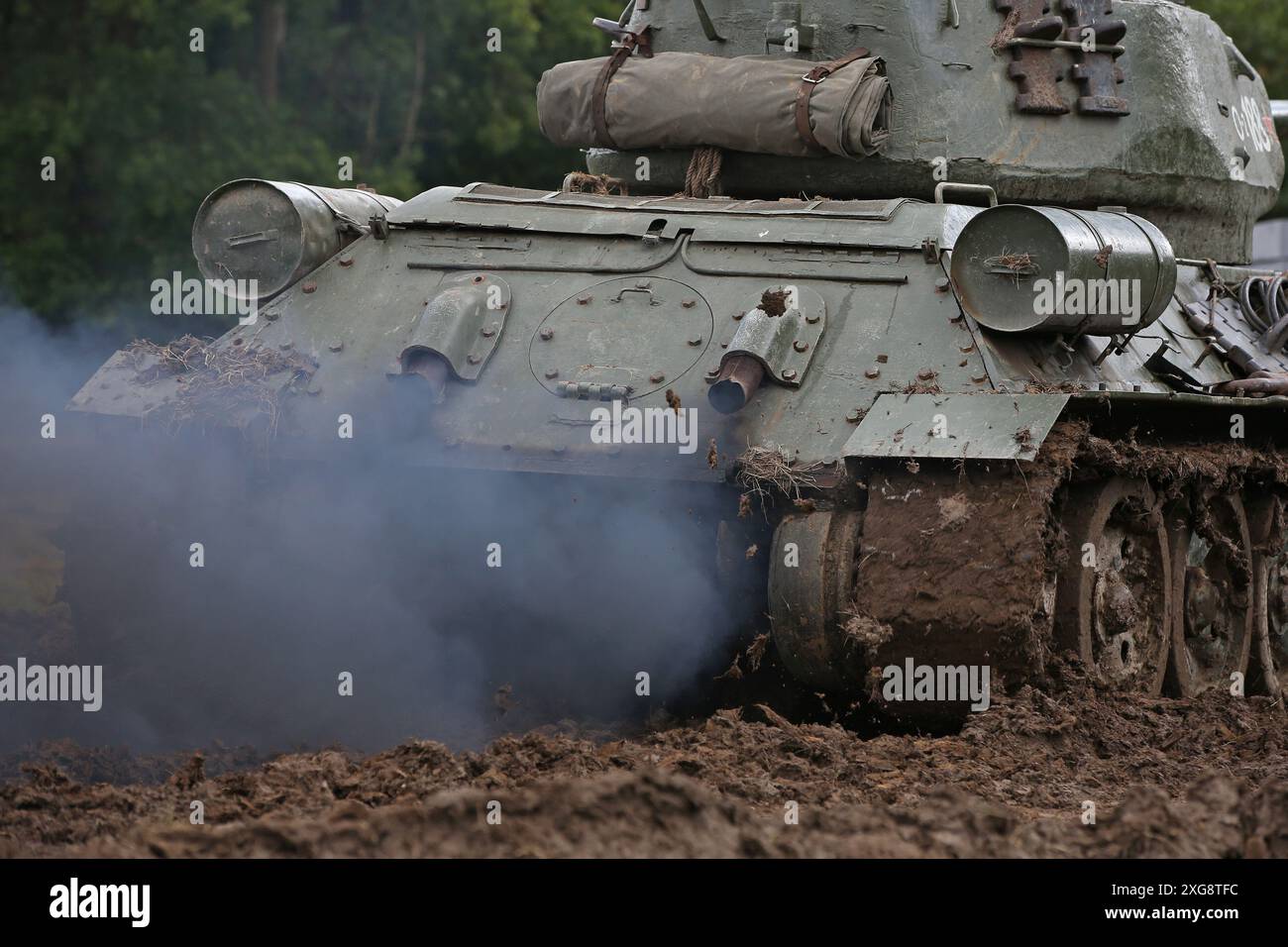 Soviet T34/85 World War II Tank Stock Photo - Alamy