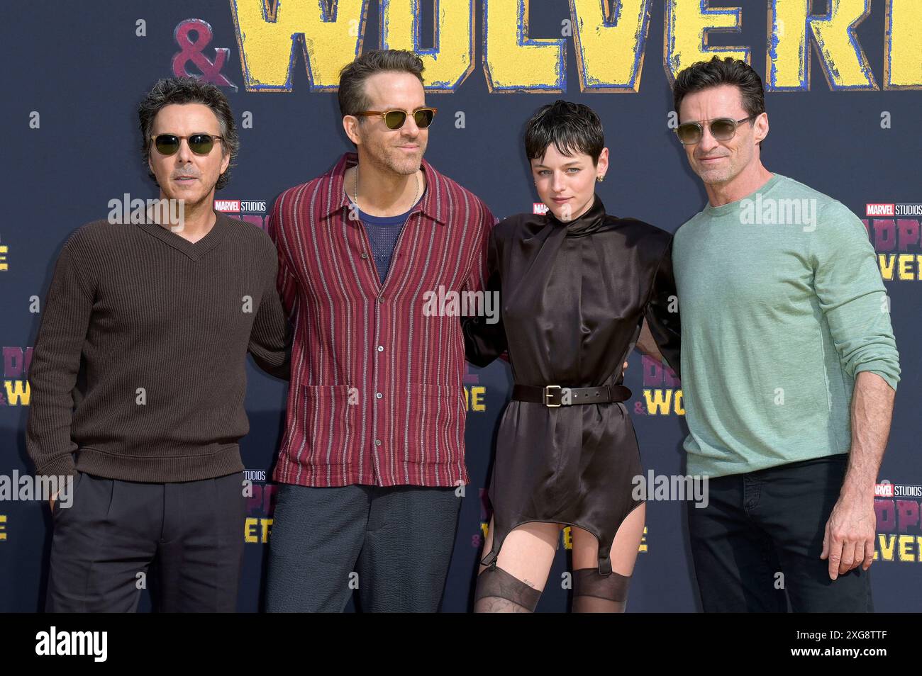 Shawn Levy, Ryan Reynolds, Emma Corrin und Hugh Jackman beim Fan ...