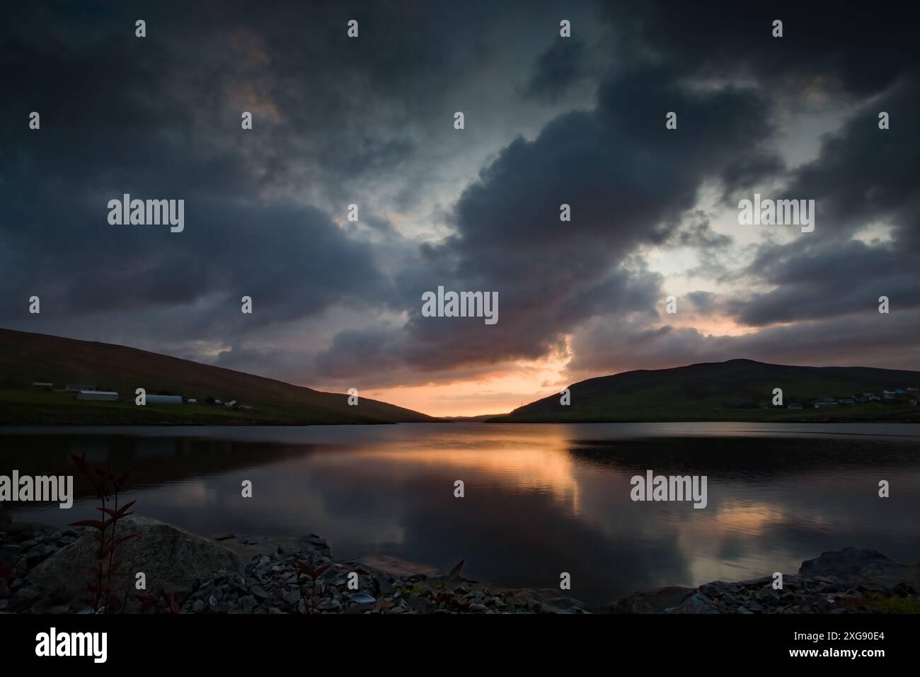 Shetland sea harbour hi-res stock photography and images - Alamy