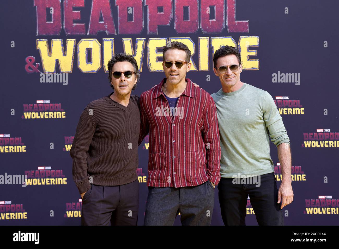 Shawn Levy, Ryan Reynolds und Hugh Jackman bei der „Deadpool & Wolverine“ Film Premiere am 7.07. ...