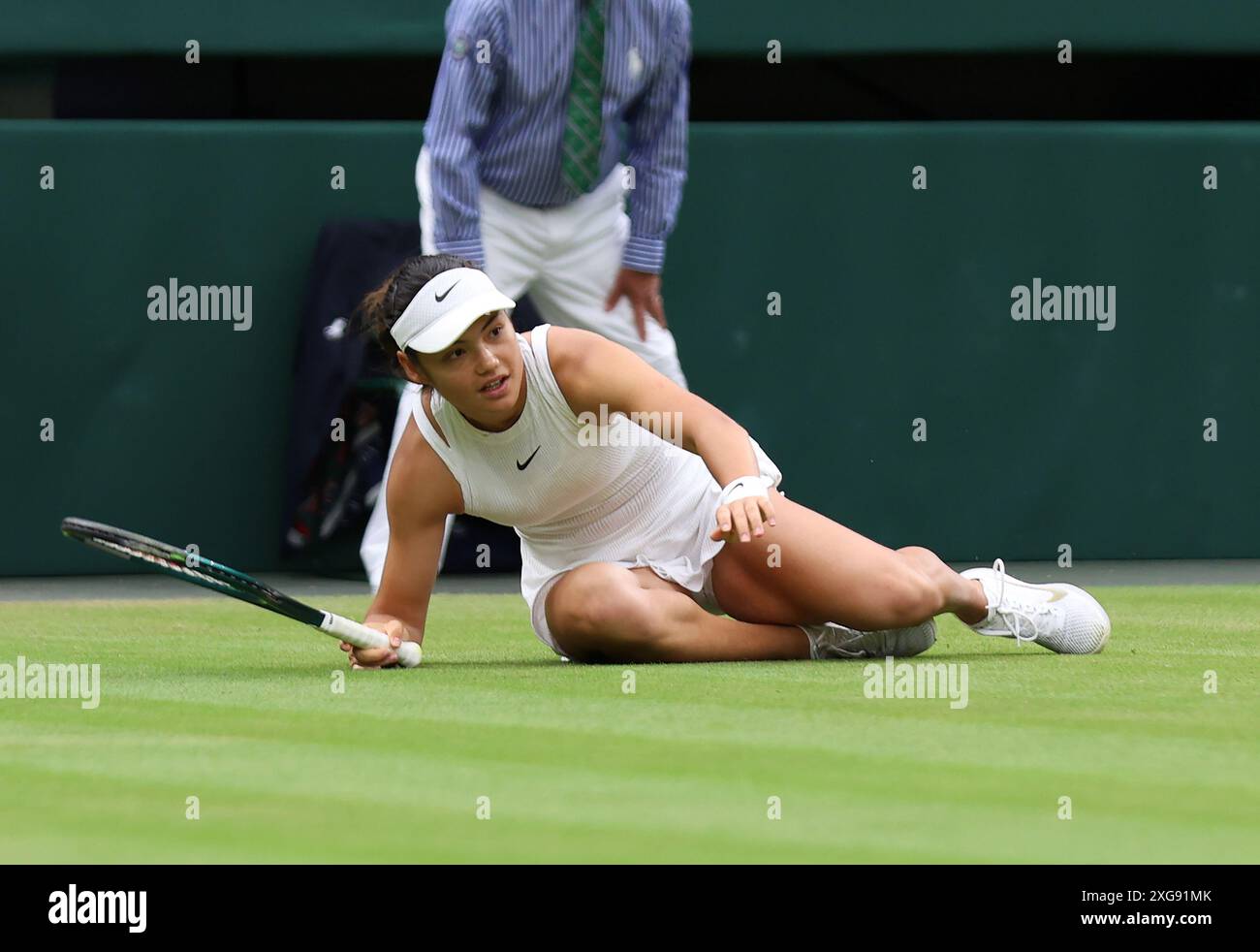 Emma raducanu wimbledon 2024 hi-res stock photography and images - Alamy