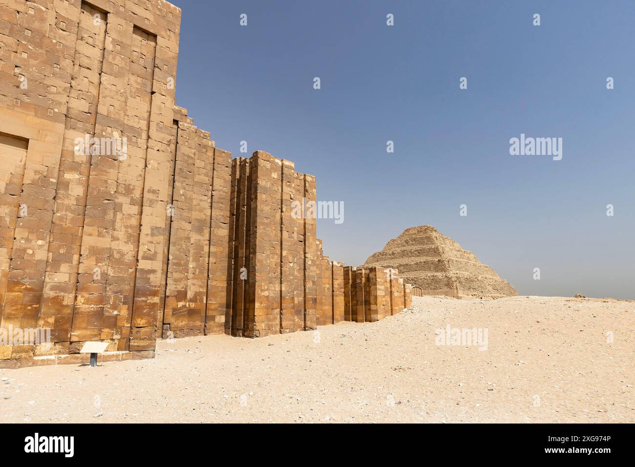 Entrance gate tourist egypt hi-res stock photography and images - Alamy