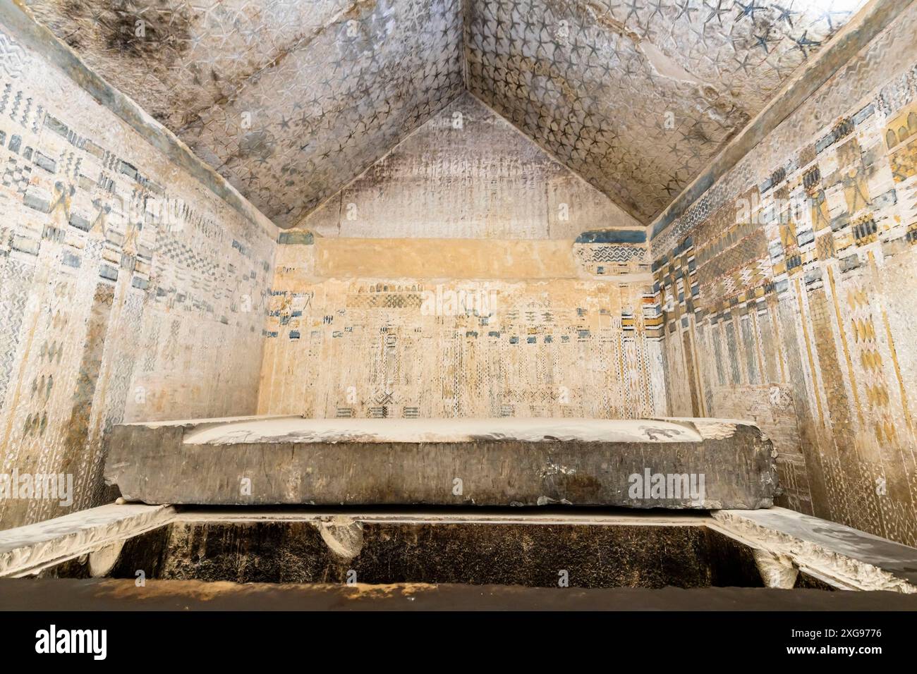 Saqqara(Saqqarah, Sakkara), Pyramid of Unas, inside, burial chamber ...