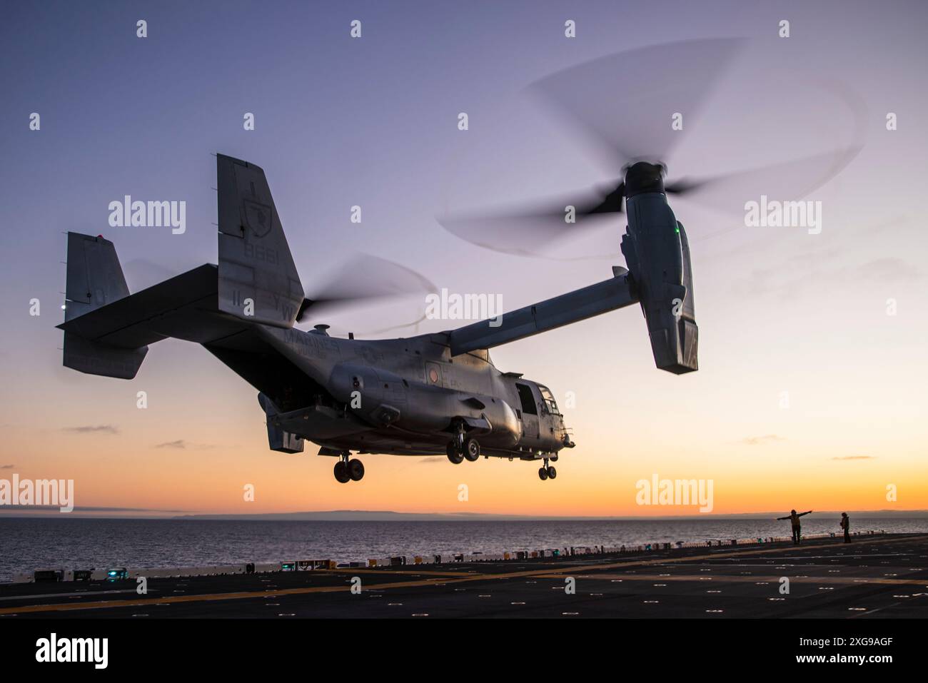 A U.S. Marine Corps MV-22B Osprey attached to Marine Medium Tiltrotor ...