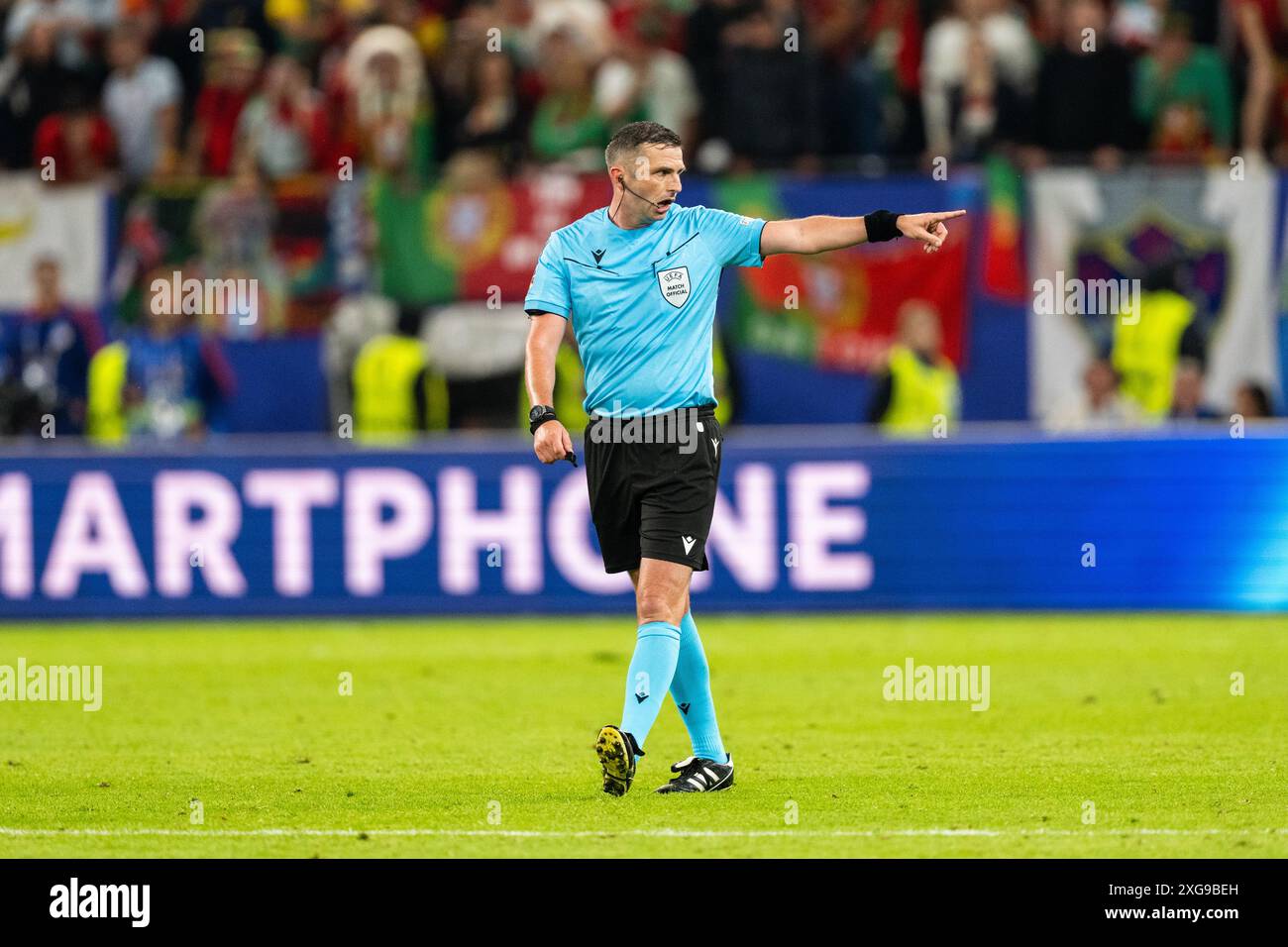 Hamburg, Germany. 05th, July 2024. Referee Michael Oliver seen during ...