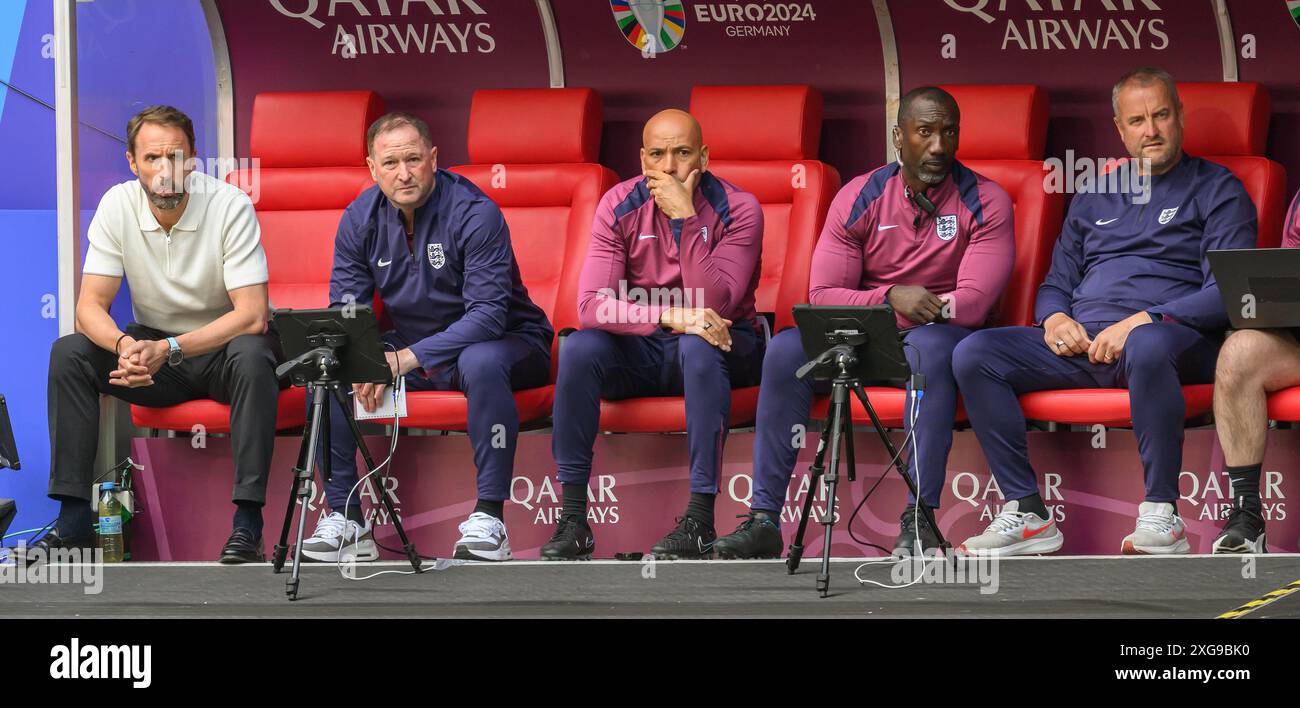 Margetson hi-res stock photography and images - Alamy