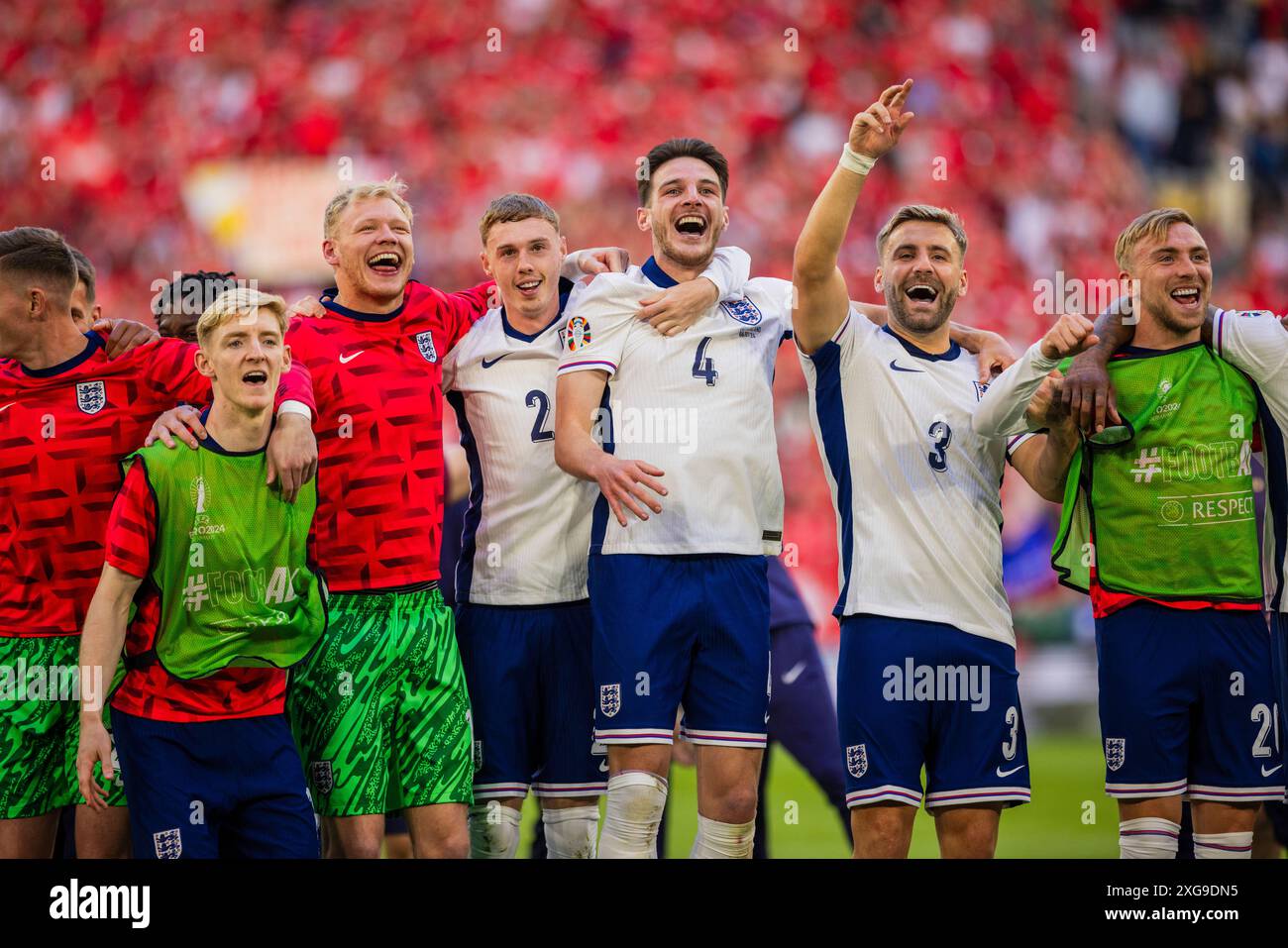 Dusseldorf, Germany. 06th Jul 2024. Cole Palmer (ENG) Declan Rice (ENG ...