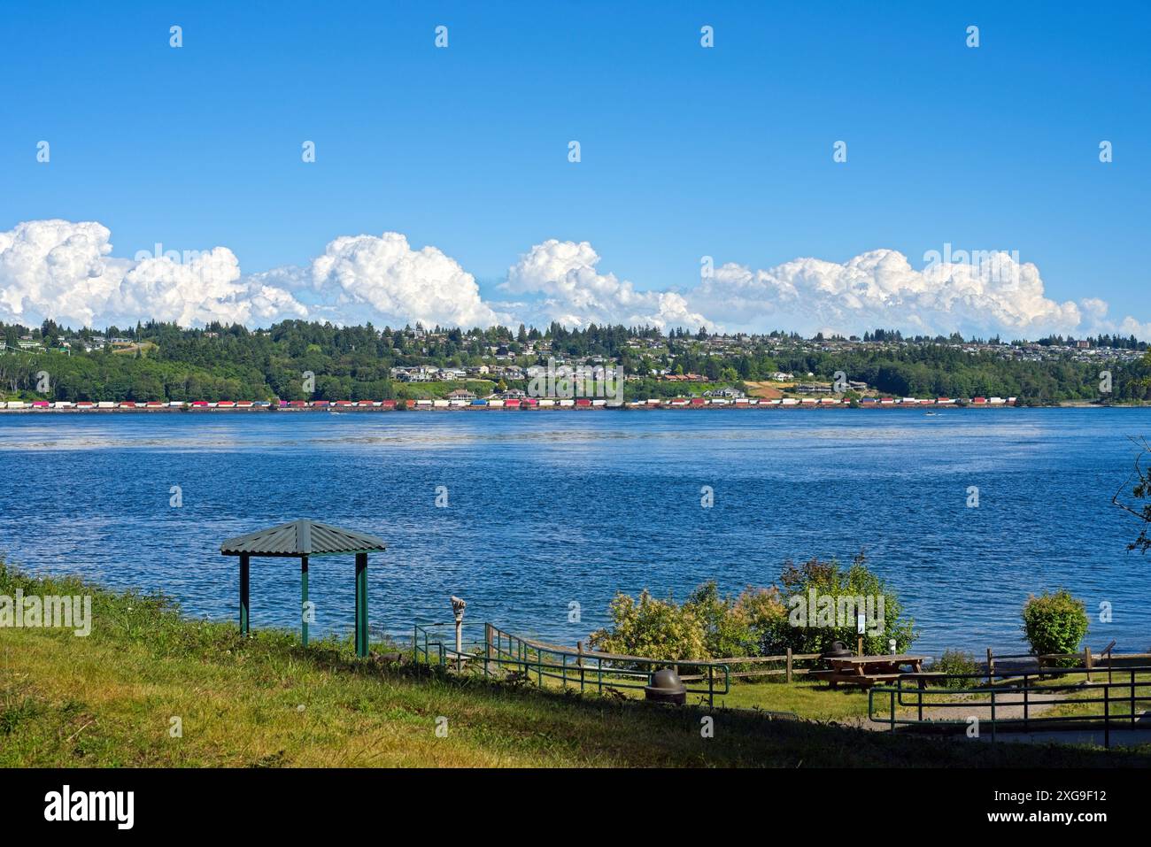 Looking across the Tacoma Narrows Strait from Tacoma Narrows Park in ...
