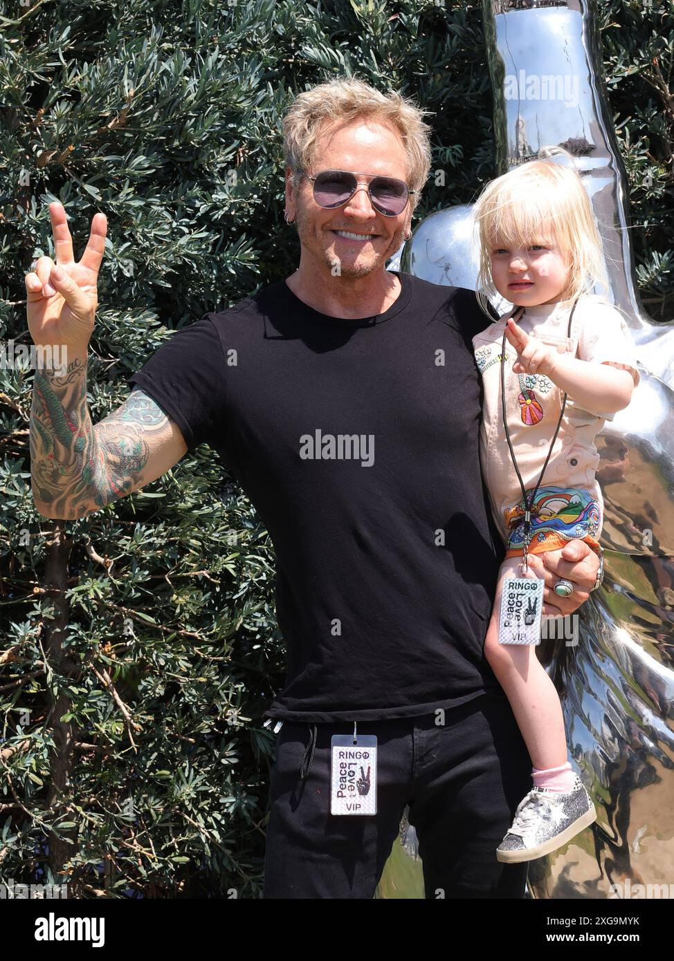 BEVERLY HILLS, CA - JULYE 7: Matt Sorum, Lou at the Ringo's Peace ...