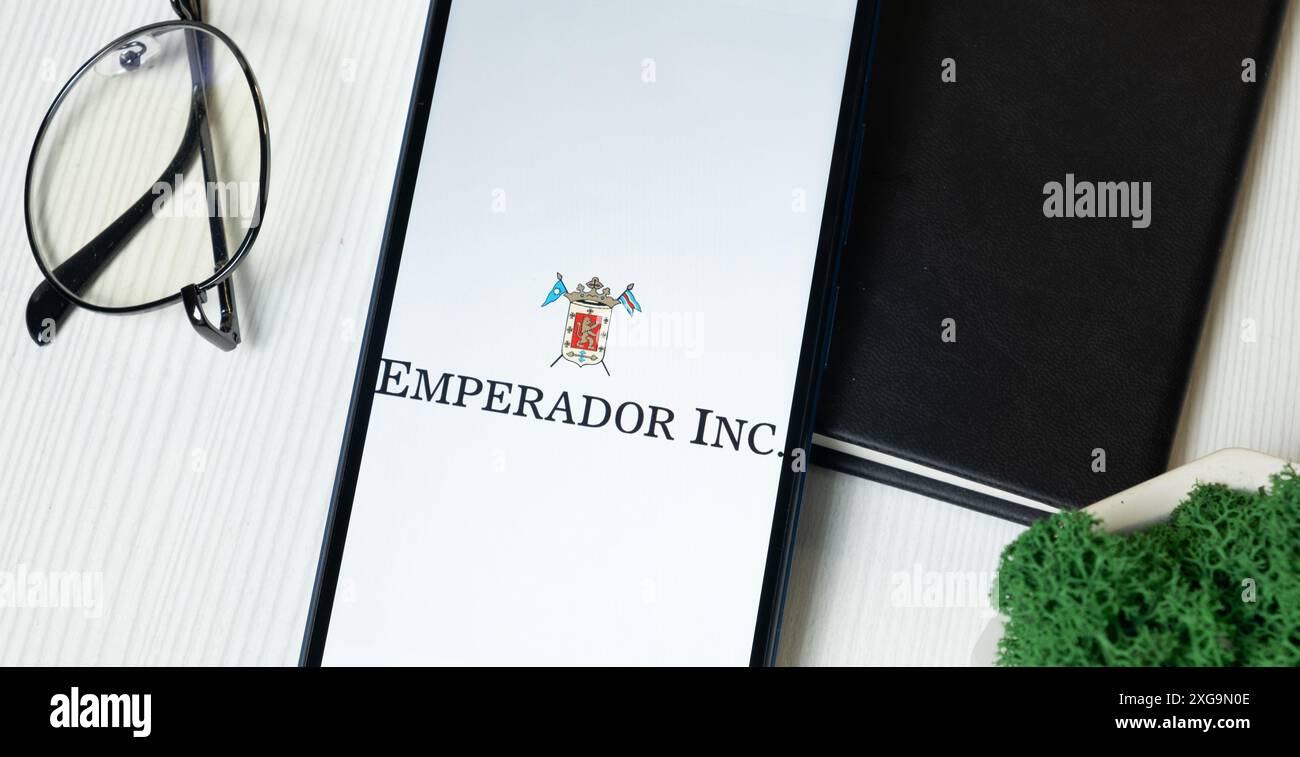 Emperador Brandy Logo