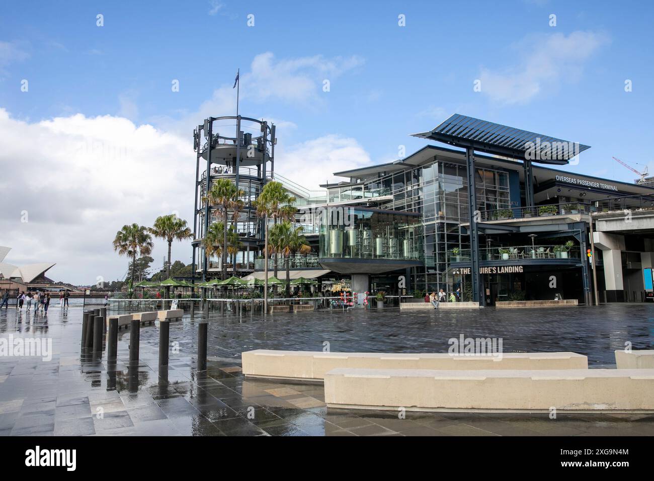 Rotunda observation deck hi-res stock photography and images - Alamy