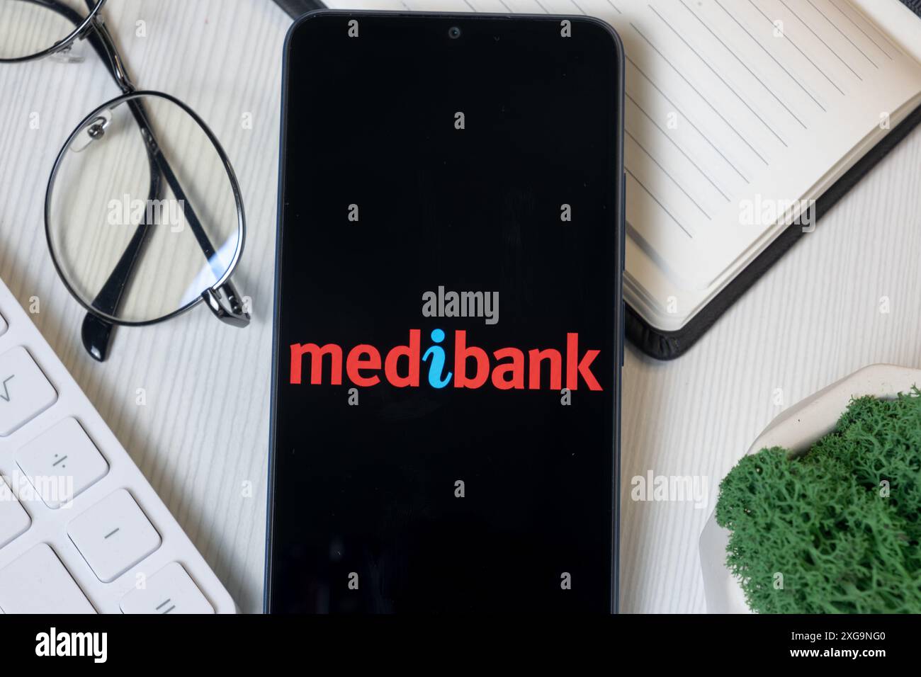 Medibank logo hi-res stock photography and images - Alamy