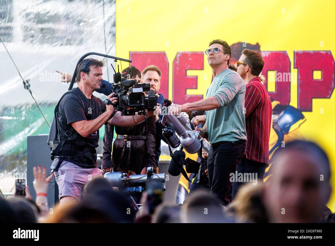 Fan Event - Deadpool & Wolverine Hugh Jackman and Ryan Reynolds beim ...