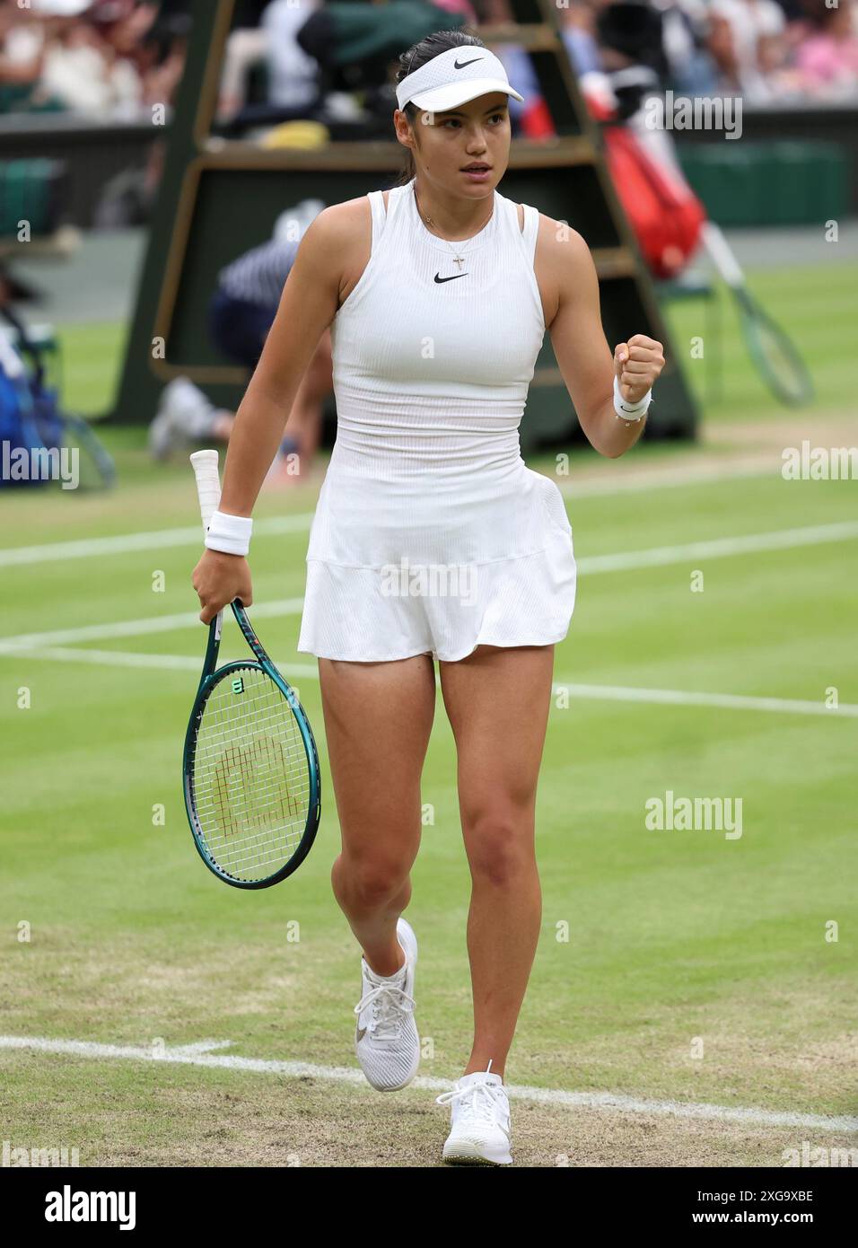 Emma raducanu wimbledon 2024 hi-res stock photography and images - Alamy
