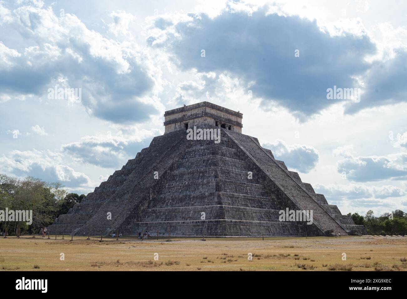 Pyramid El Castillo, Temple of Kukulcan, Chichen Itza, mexico Stock Photo - Alamy
