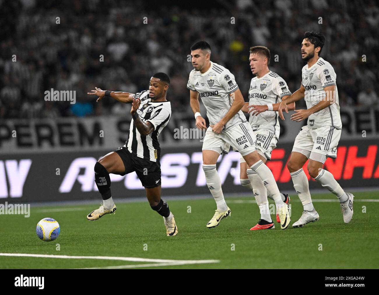 Brazilian football championship Botafogo and Atlético Mg. Botafogo vs ...