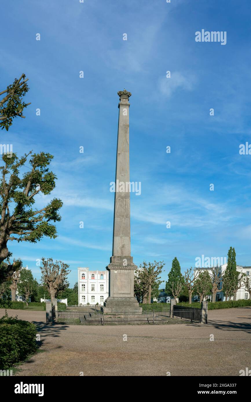 The Hirtorian Circus Square in Putbus on Ruegen with trees and obelisk ...