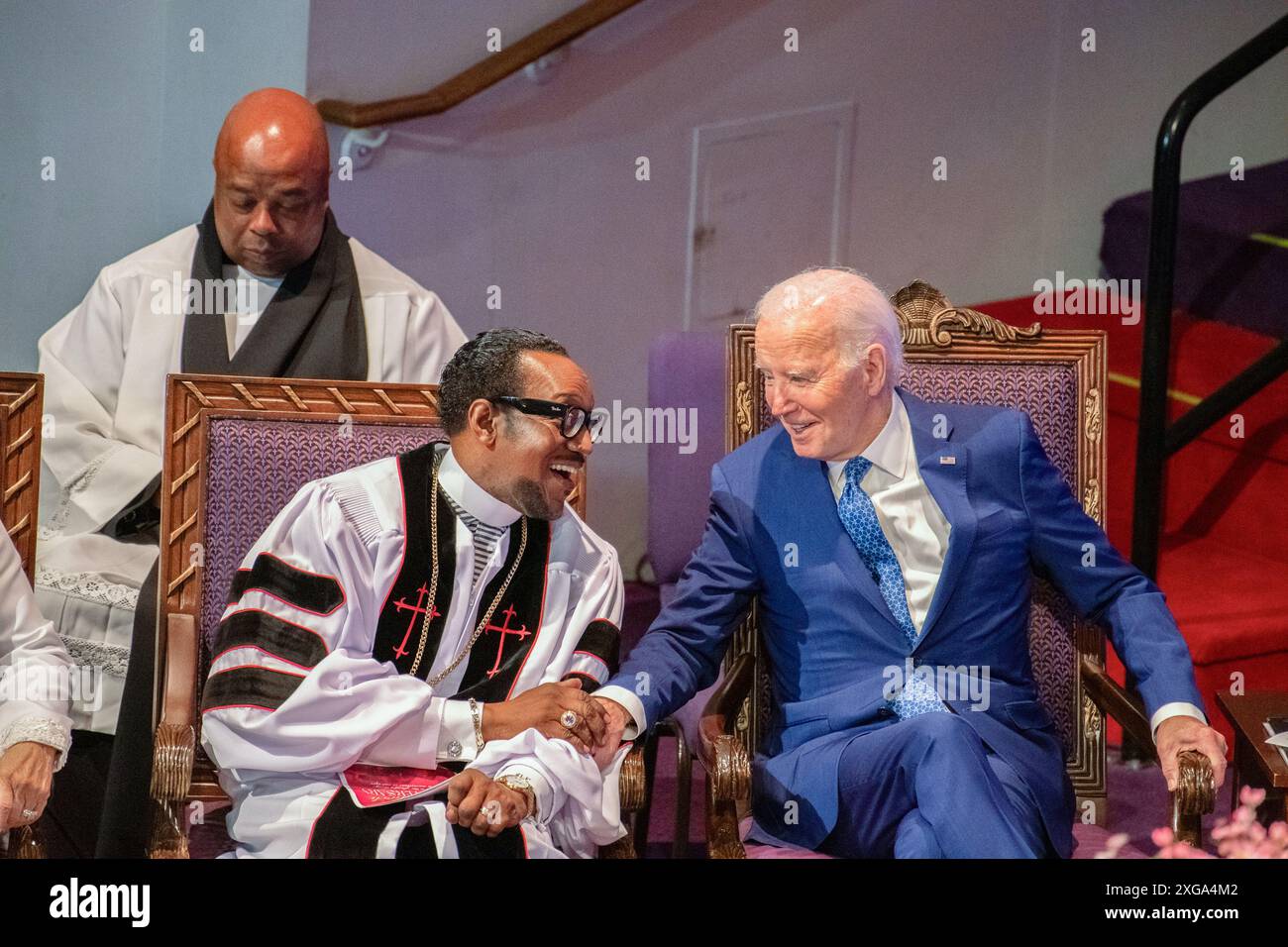 Pastor Dr J Louis Felton shakes hands with United States President Joe ...