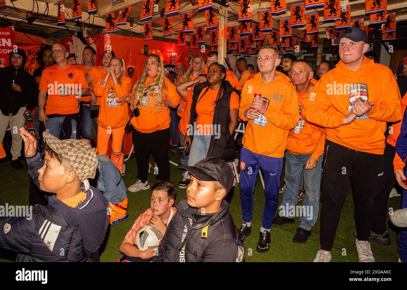 Dutch football supporters celebrate their victory 2-1 win against ...