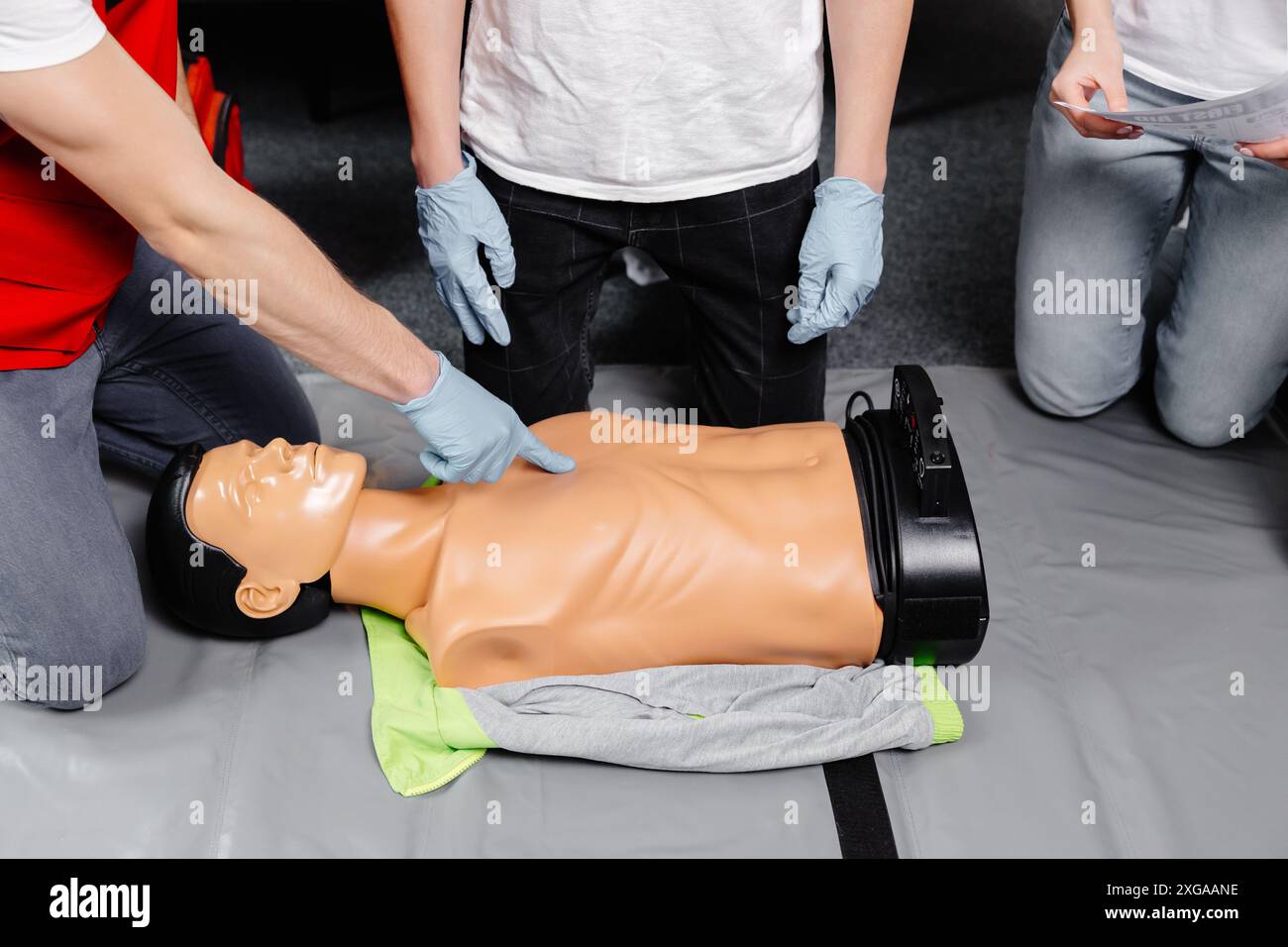 First aid health education hi-res stock photography and images - Alamy