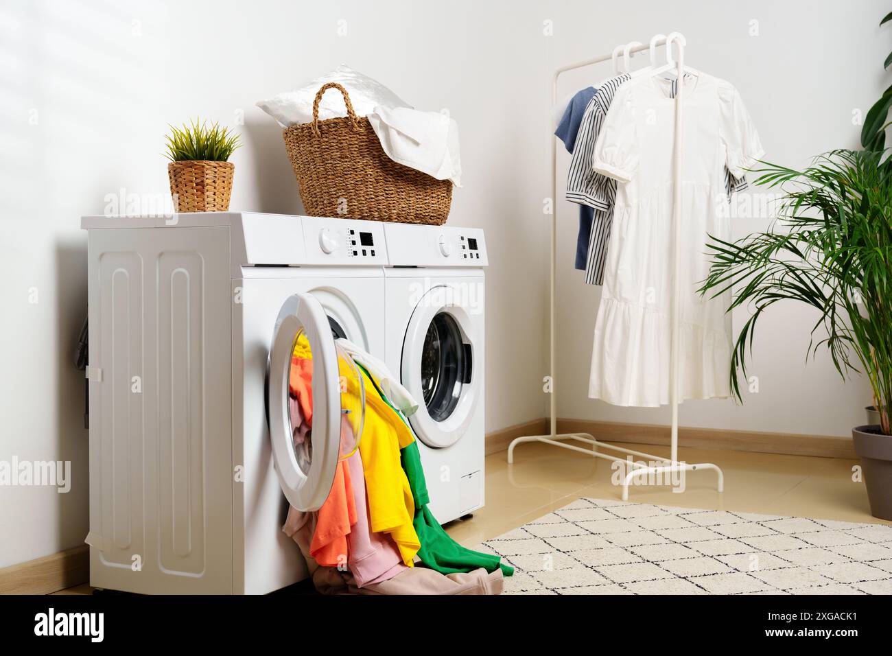 Overflowing washing machine hi-res stock photography and images - Alamy