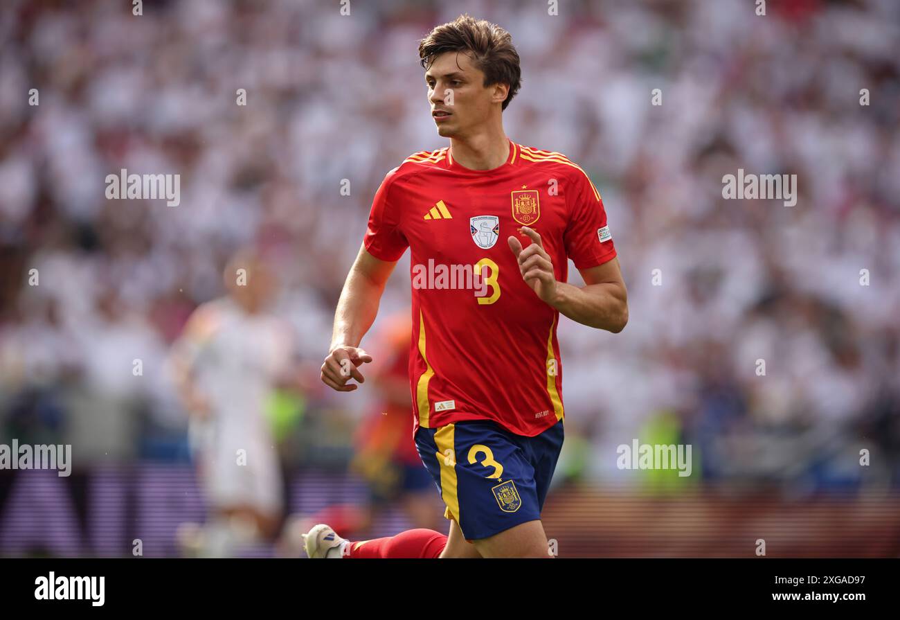 Robin le normand of spain hi-res stock photography and images - Alamy