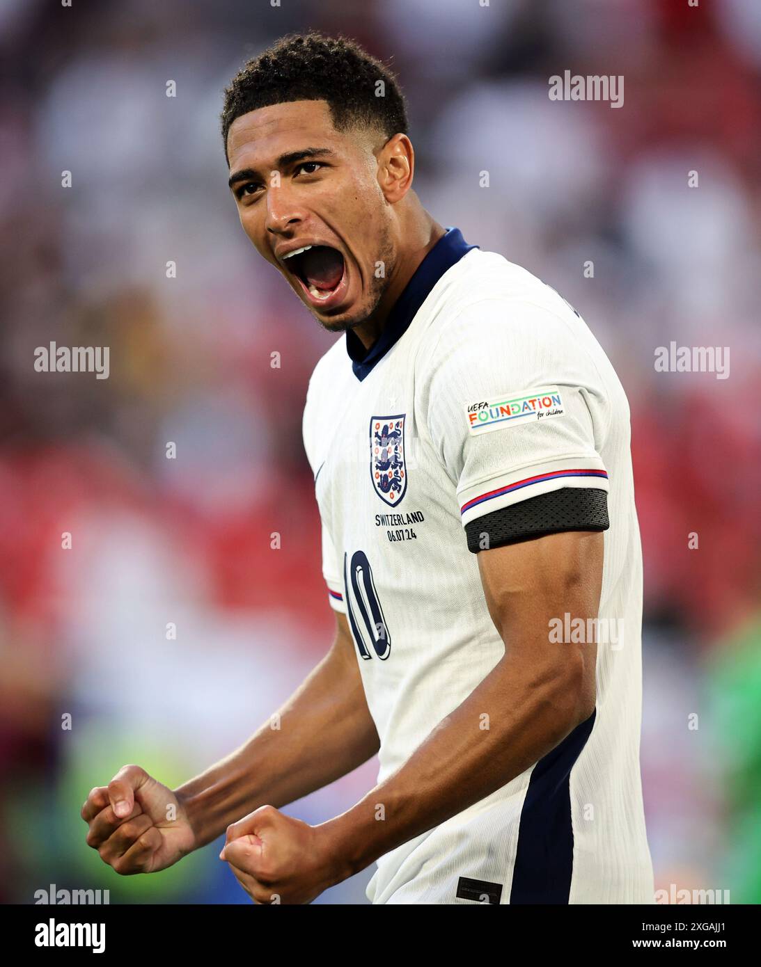 DUSSELDORF, GERMANY - JULY 06: Jude Bellingham of England celebrate ...