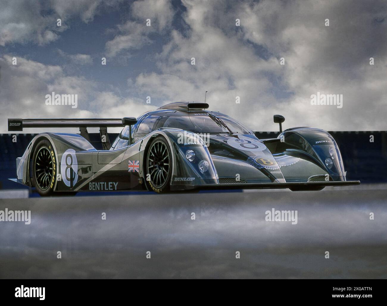 Bentley Speed 8 Chassis 1 at Silverstone race track 2000 Stock Photo ...