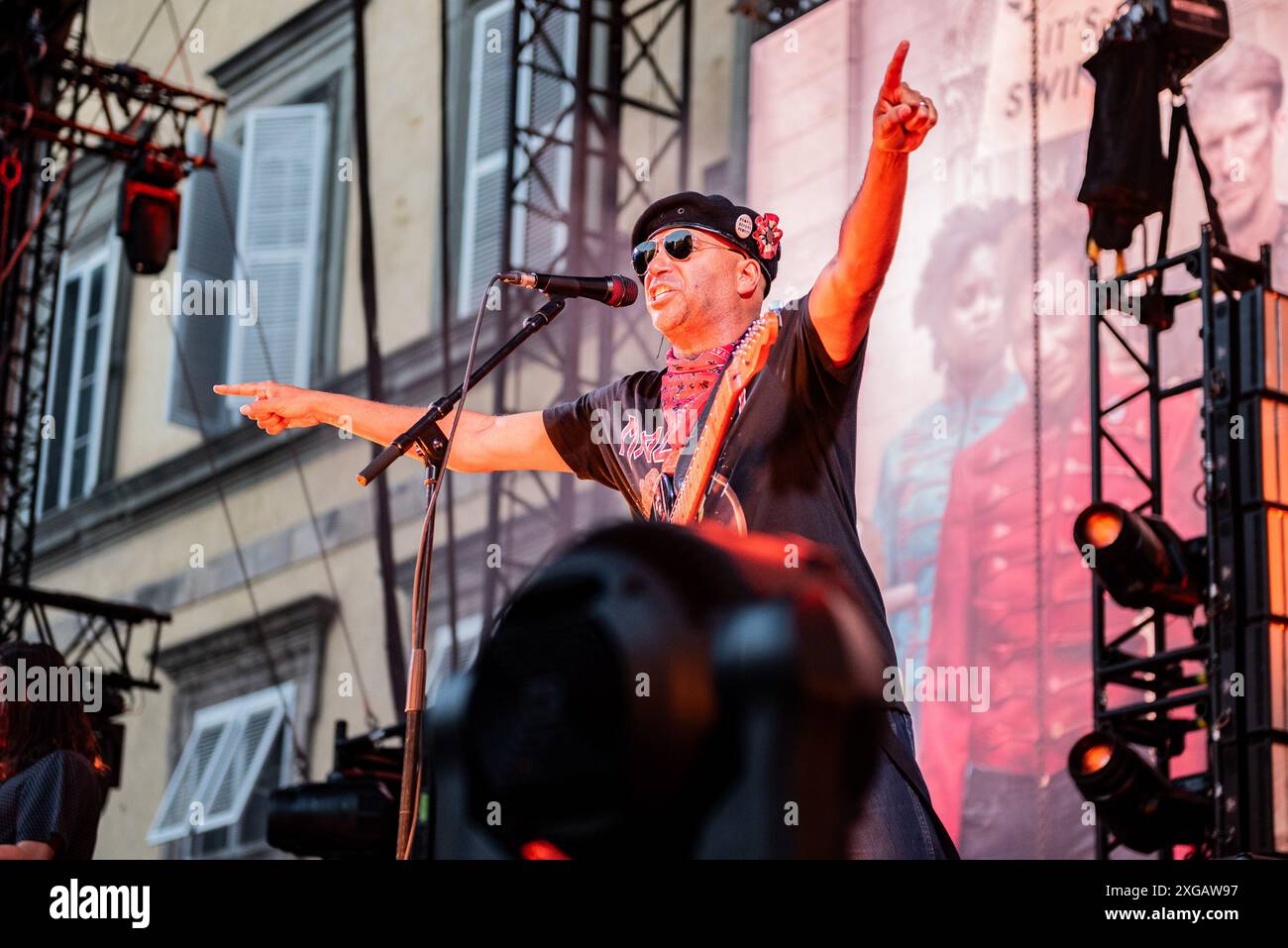 Tom morello singer hi-res stock photography and images - Alamy
