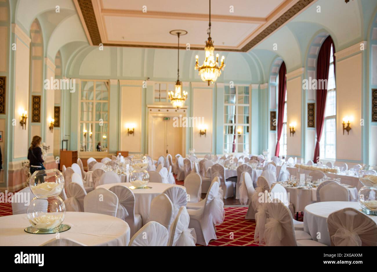 Formal table for wedding reception Stock Photo - Alamy