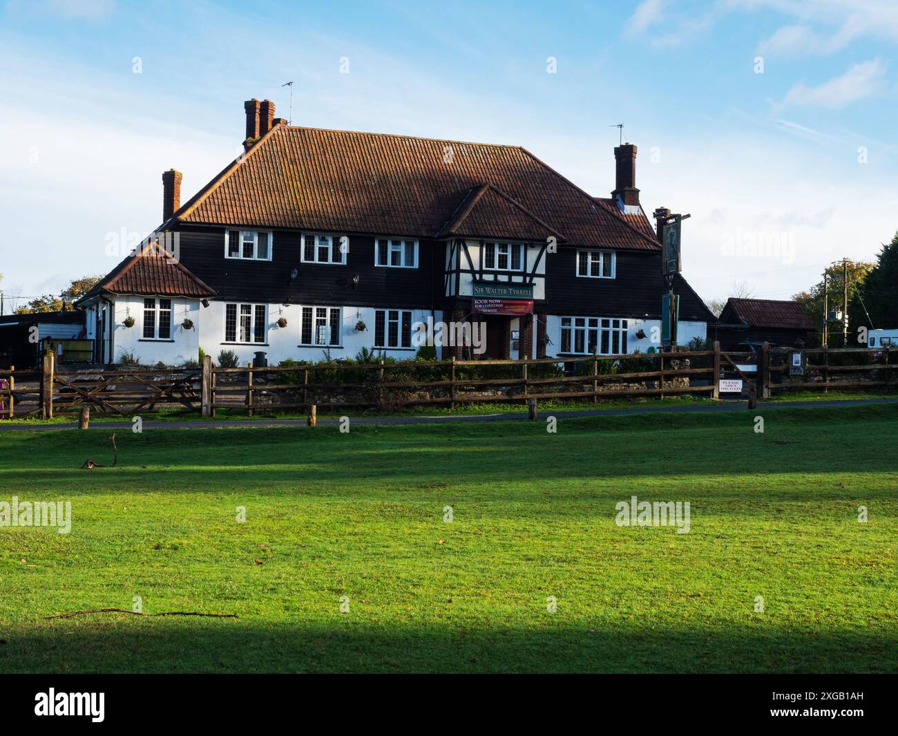 Sir Walter Tyrell public house, Brook, New Forest National Park, Hampshire, England, UK ...