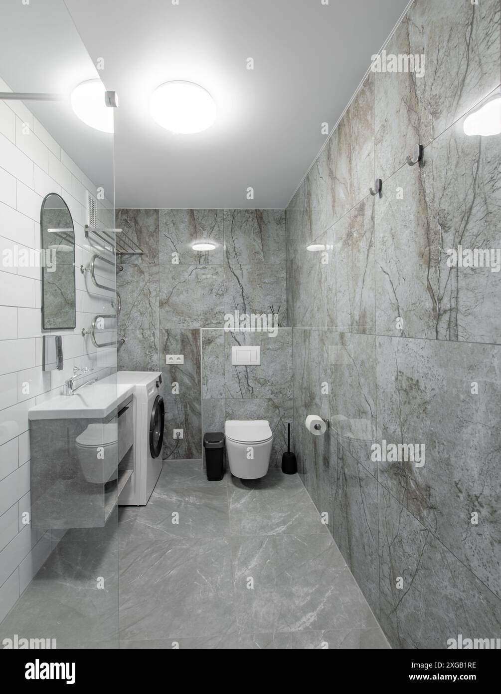 Minimalist white modern washing hi-res stock photography and images - Alamy