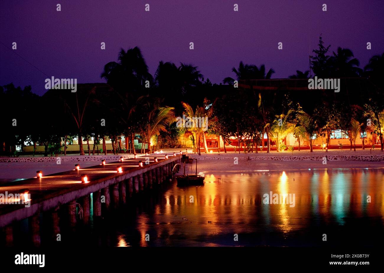 Maledivian Tourist Resort, Nightlife, Maldives Island, Indian Ocean ...