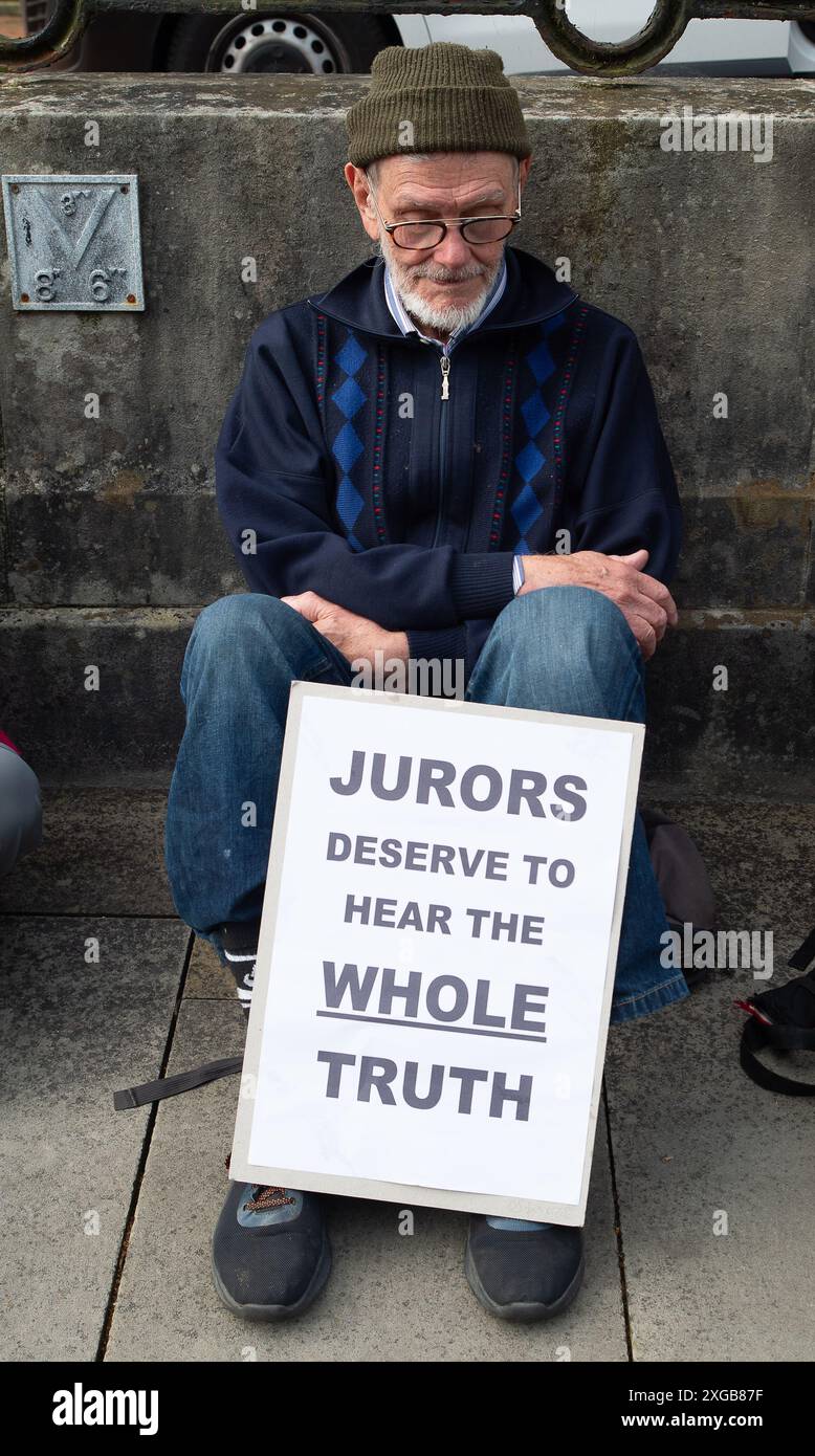 Reading, UK. 8th July, 2024. This morning a group of seven concerned ...