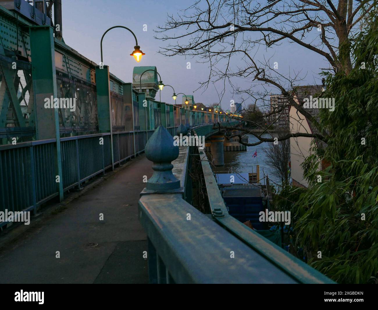 The footpath on the Fulham Railway Bridge looking north across the ...