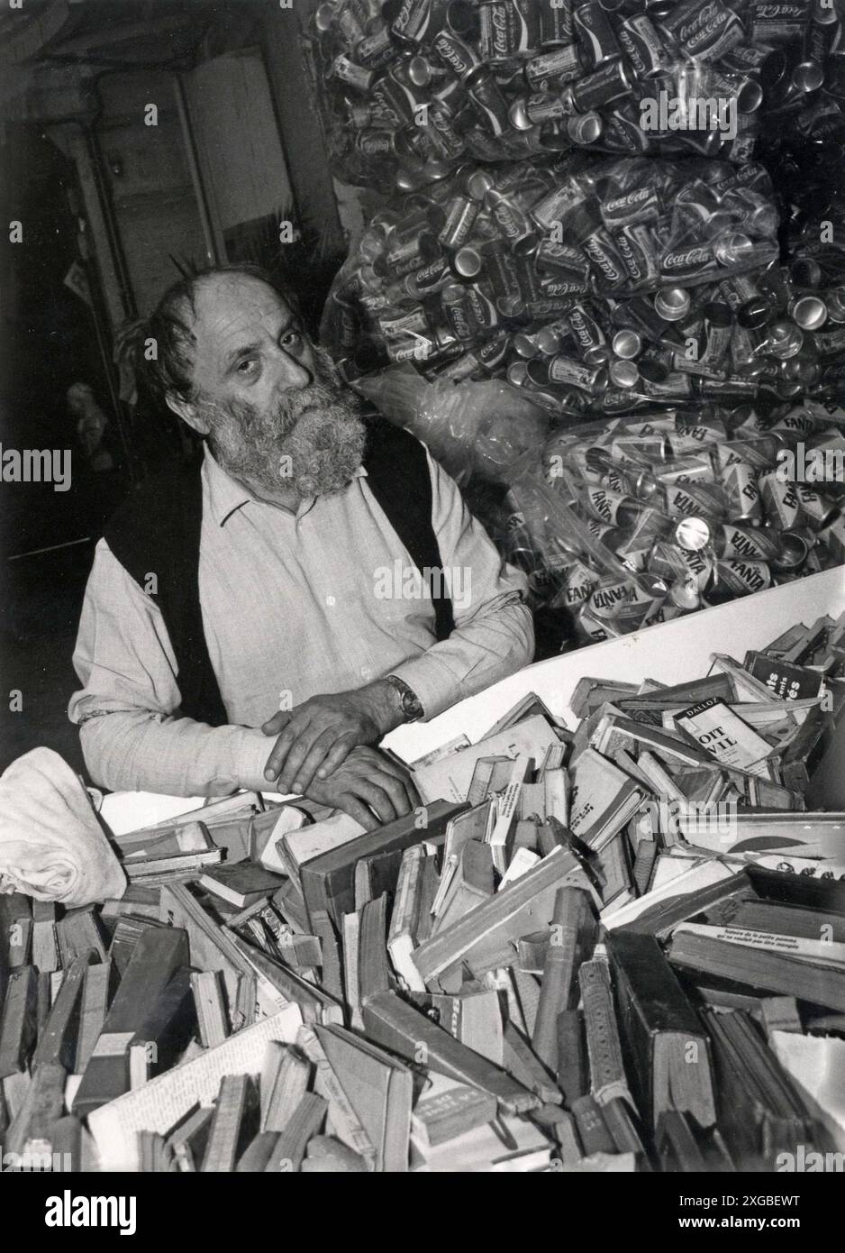 French sculptor César Baldaccini in his Paris studio, circa 1981 ...